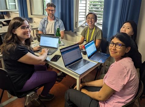 R Dev Days 2025 Forwards