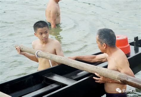 鼓手和他们的龙舟│前江龙舟队鼓手冯宜辉：将龙船队拧成一股绳 奋力为村争光添彩澎湃号·政务澎湃新闻 The Paper