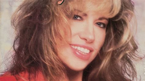 Carly Simon Became A Pop Rom Com Queen With Coming Around Again