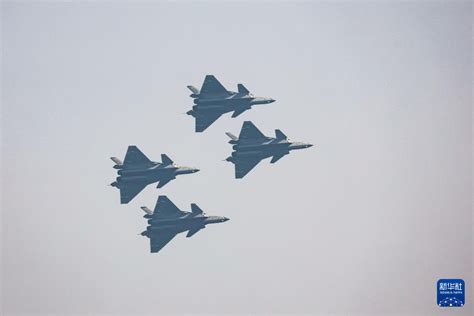 空军36型武器装备在中国航展成体系亮相 展现人民空军转型跨越新成就 要闻 舜网新闻