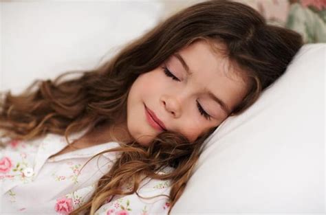 Manfaat Tidur Yang Cukup Bagi Kecantikan Kulit