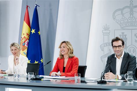 El Gobierno Aprueba El Anteproyecto De Ley Para Rebajar La Jornada A Horas