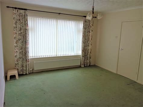 3 Bed Detached Bungalow For Sale In Gazeley Gardens Farcet