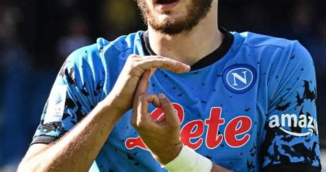 კვარას გოლი და 2 ასისტი ”ნაპოლიმ” ”სასუოლო” გაანადგურა Megatv Ge