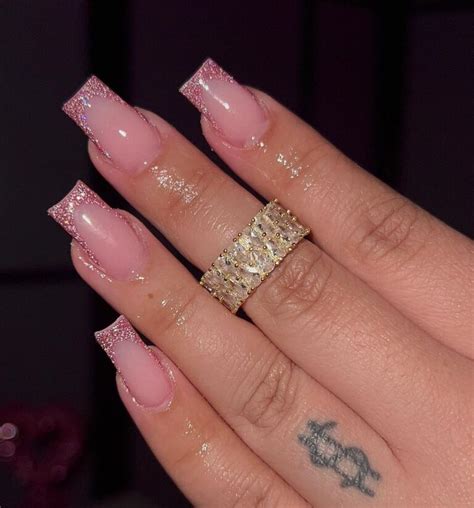 40 Classic Acrylic Nails To Inspire You