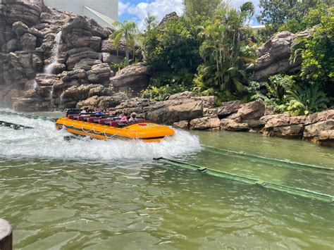PHOTOS Jurassic Park River Adventure Now Seating Every Row At Universal S Islands Of Adventure