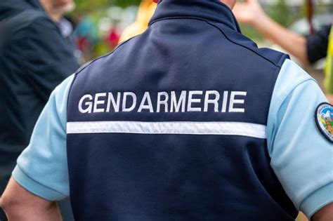 Un Sexagénaire Retrouvé Mort Poignardé En Isère Son Frère De 74 Ans