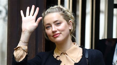 Johnny Depp Libel Trial Amber Heard Tells Court Actor Threw Bottles