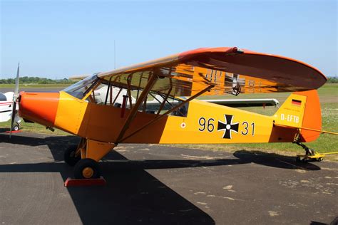 Private Piper PA Super CUB D EHAP Flugplatz Bienenfarm Flugzeug Bild De