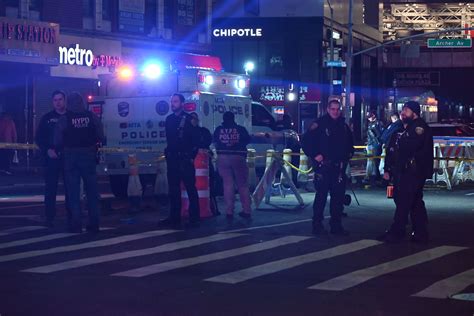 Man Fatally Shot By Mta Cops Was Parolee With An Uzi Authorities