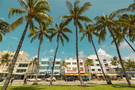 A 3 Day Festival Celebrating Miami Beachs Art Deco Returns