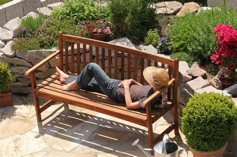 Jakie meble ogrodowe wybrać Drewniane czy aluminiowe HOME GARDEN