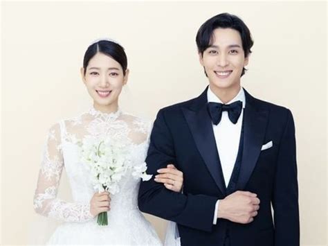 Korean Actors Park Shin Hye And Choi Tae Joons Pre Wedding Photos Have