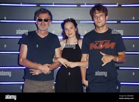 Exclusif Alain Raoust Salomé Richard Et Yoann Zimmer Lors De La