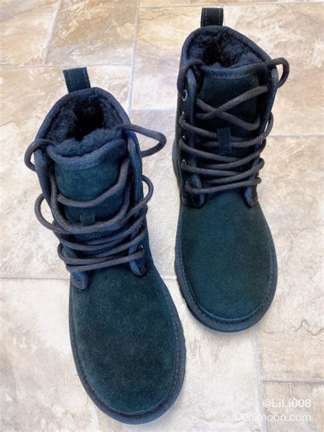 UGG 黑色系带 Neumel High Bootie 社区时尚精选