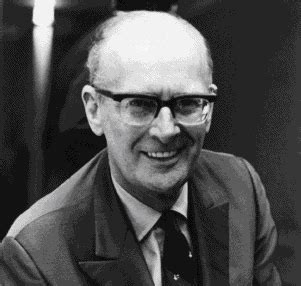 Misterios Y Realidades Stephen Hawking Carl Sagan Y Arthur C Clarke