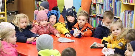 Krijesnice U Knjižnici