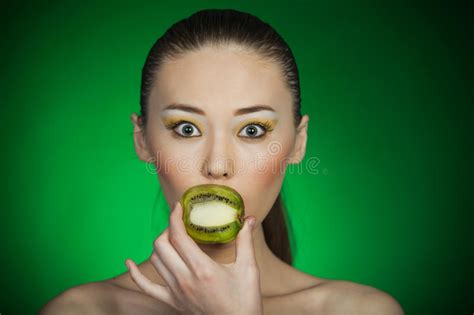 Kiwi Girl Stock Image Image Of Figure Happiness Lifestyle 12653689