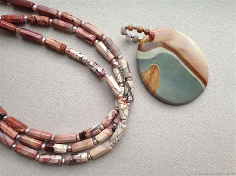 Купить Колье из яшмы Где берег встречается с морем в интернет магазине на Ярмарке Мастеров