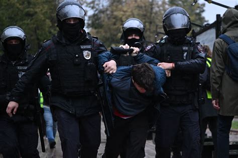 Heres What We Know About Russias Mobilization Vox