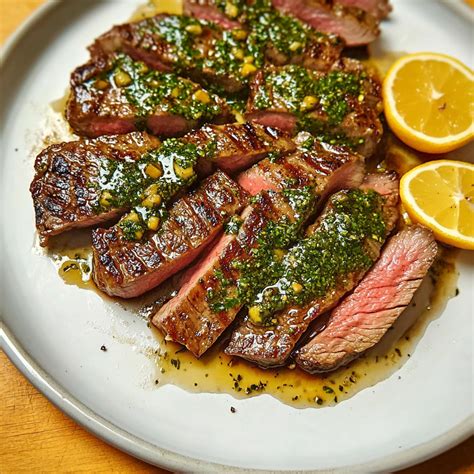 Pan Seared Flank Steak With Herb Sauce The Quick Delights