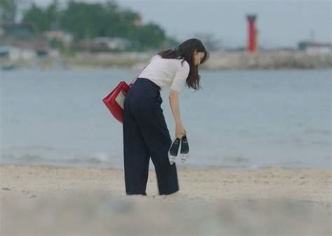 Hometown Cha Cha Cha Episodes 1 2 Fashion Shin Min Ah As Yoon Hye Jin Artofit