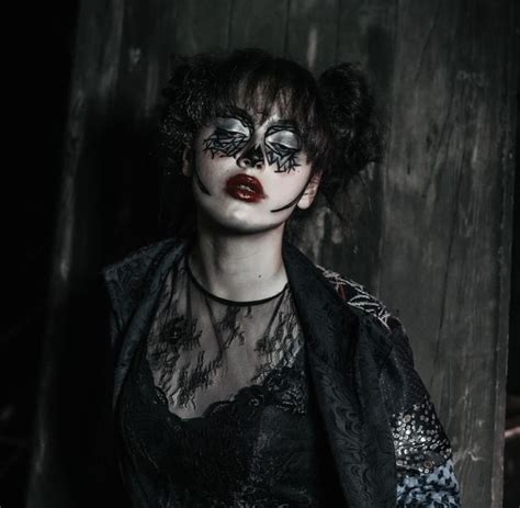 Pin De Moon Em Romantichalloween15