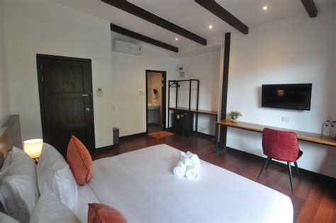 The Eight Ratvithi House Hotel Chiang Mai Thailand Compare