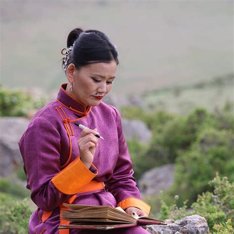 номын сангийн соёлын боловср Бор Өндөр Нийтийн Номын Сан Facebook