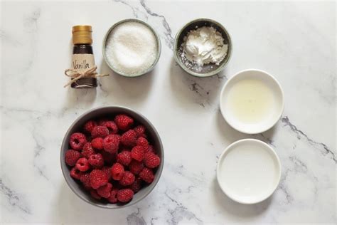 Easy Raspberry Sauce Recipe Cook Me Recipes