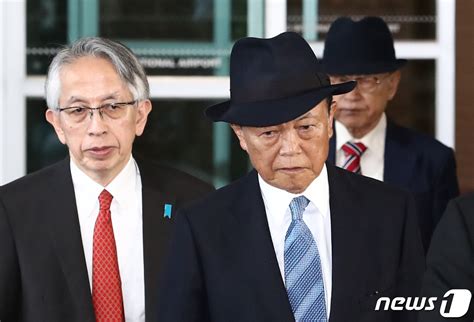 방한한 아소 다로 日 자민당 부총재