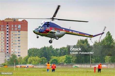 소련 헬기 Mi2u Rf00522 항공 축제 하늘 이론 및 연습 2019에 비행장 Ch요크에 의해 헬리콥터 경주 Championship에 대한 스톡 사진 및 기타 이미지