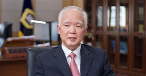 尹 유남석 후임 새 헌법재판관에 정형식 대전고등법원장 지명