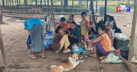 စစ်တပ်က ရသေ့ဂူရွာကို ပေါင် ၅၀၀ ဗုံး နှစ်လုံးကြဲပြီးနောက် မြေပြင်စစ်က