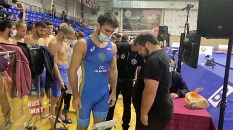 Caucasian Wrestlers With Bulge