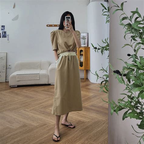 퍼프 스트링 티셔츠 배색 스커트 투피스 3컬러 더폰드