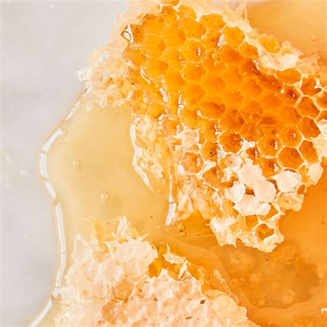 Red Bee Honey Comb Box Murrays Cheese