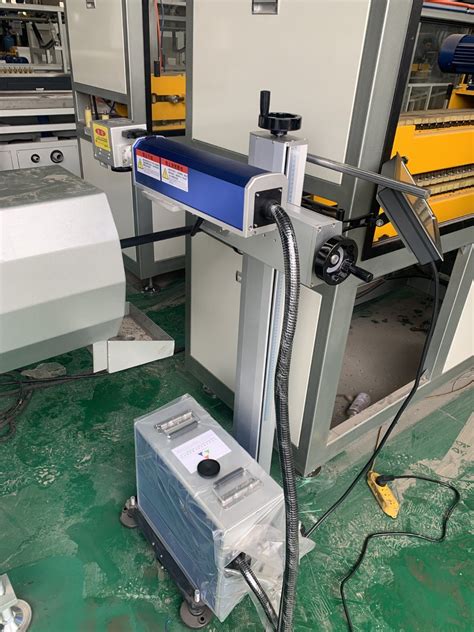 Max Jpt Raycus Laser Source 20w 30w 50w 60w 80w 100w Watt Fiber Laser