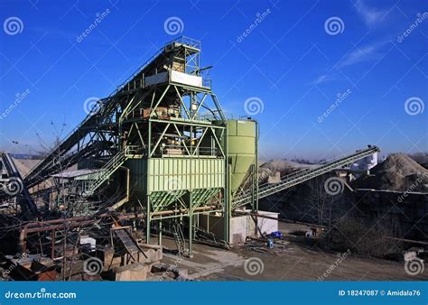 Cavity Block Stock Image Image Of Working Block Gravel 18247087