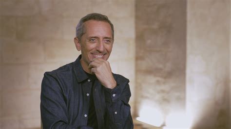 On Display Gad Elmaleh Confessions Of A Comedian In Conversion
