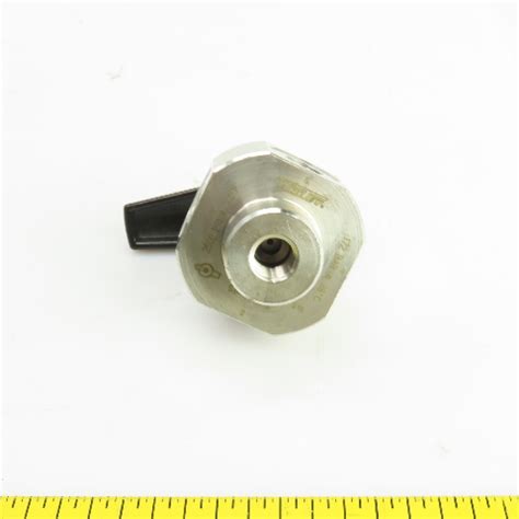 Swagelok Whitey SS 43ZF2 Stainless Steel 5 Way Ball Valve 1 8 FNPT