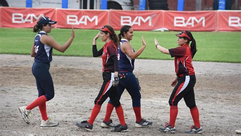 Lanquetín y USAC dominan los playoffs del Torneo de Sóftbol Femenino 2016