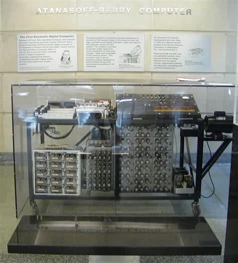 La Primera Computadora Electrónica Eniac Y Sus Pioneros Servernet