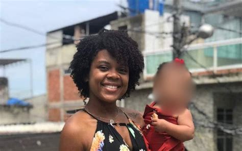 Homem Que Matou Companheira A Facadas Na Frente Dos Filhos é Mantido