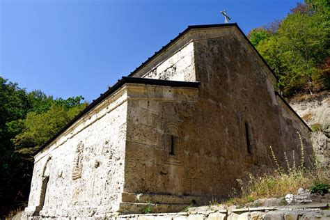 ბნელეთის ღვთისმშობლის ეკლესია Georgian Travel Guide