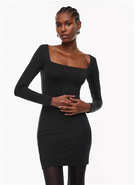 Contour Clothing Contour And Fitted Bodysuits Aritzia Ca
