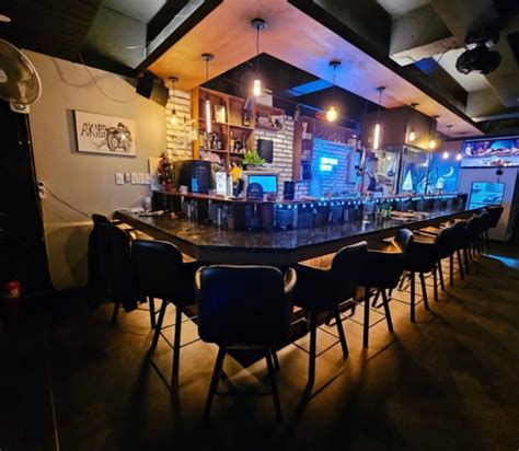 대성의자 인테리어 의자바의자소파 맞춤제작 디자인 의자 ☎️상담문의 010 9281 8227 대구 중구 공평로 31 1층 Oo 술집 맞춤제작 납품 진행한 바의자