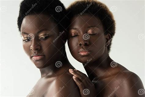Niñas Africanas Desnudas Aisladas En Foto De Archivo Imagen De