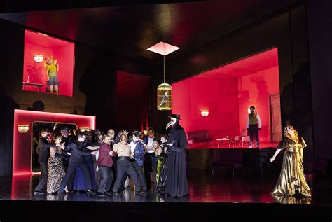 Canberra Critics Circle The Tales Of Hoffmann Opera Australia