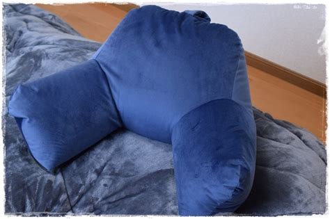 ニトリDECOのレストクッション 椛ぉろU